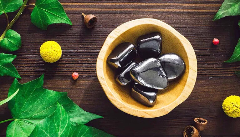 Hematite Meaning Properties Benefits Uses - Aurora Gems The Crystal ...