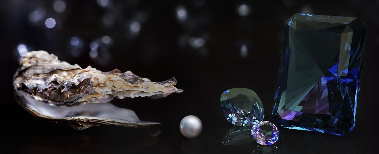 June Birthstones: Pearl, Moonstone, Alexandrite, Agate, Cat's Eye ...