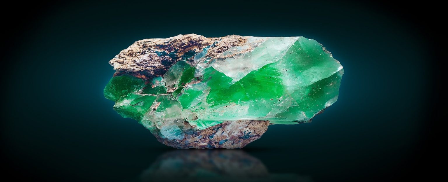 May Birthstones: Emerald, Agate, Chrysoprase, Carnelian, Chalcedony ...