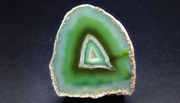 Green Agate Meaning Properties Benefits Uses - Aurora Gems The Crystal ...