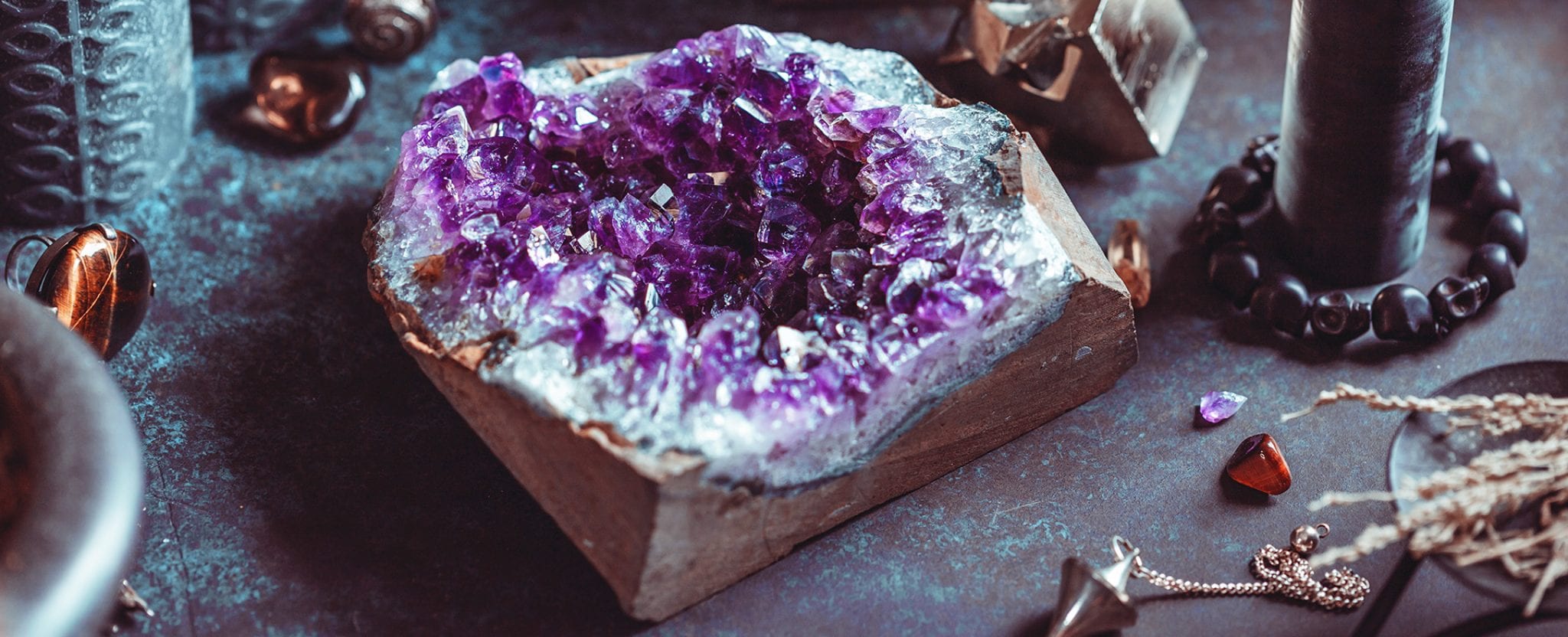 Purple Amethyst Meaning Properties Benefits Uses - Aurora Gems The ...