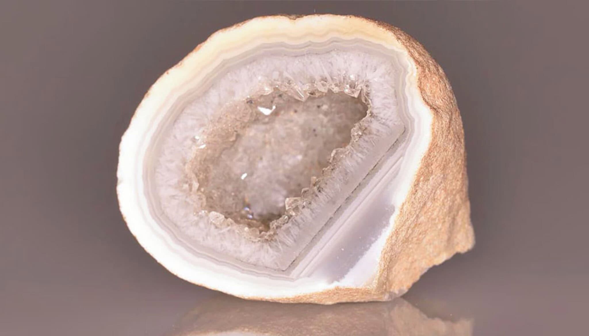 Druzy Agate Meaning Properties Benefits Uses - Aurora Gems The Crystal ...