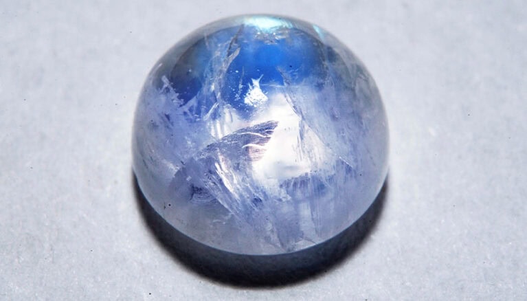 Blue Moonstone Meaning Properties Benefits Uses - Aurora Gems The ...