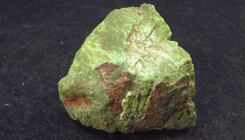 Gaspeite Meaning Properties Benefits Uses - Aurora Gems The Crystal ...