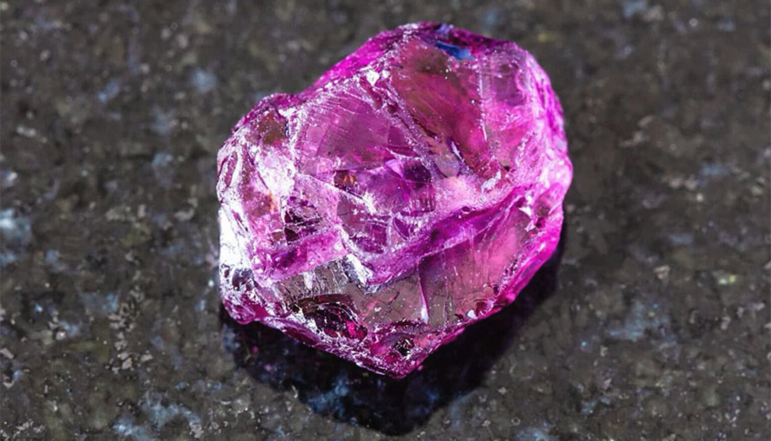Rhodolite Garnet Meaning Properties Benefits Uses - Aurora Gems The ...
