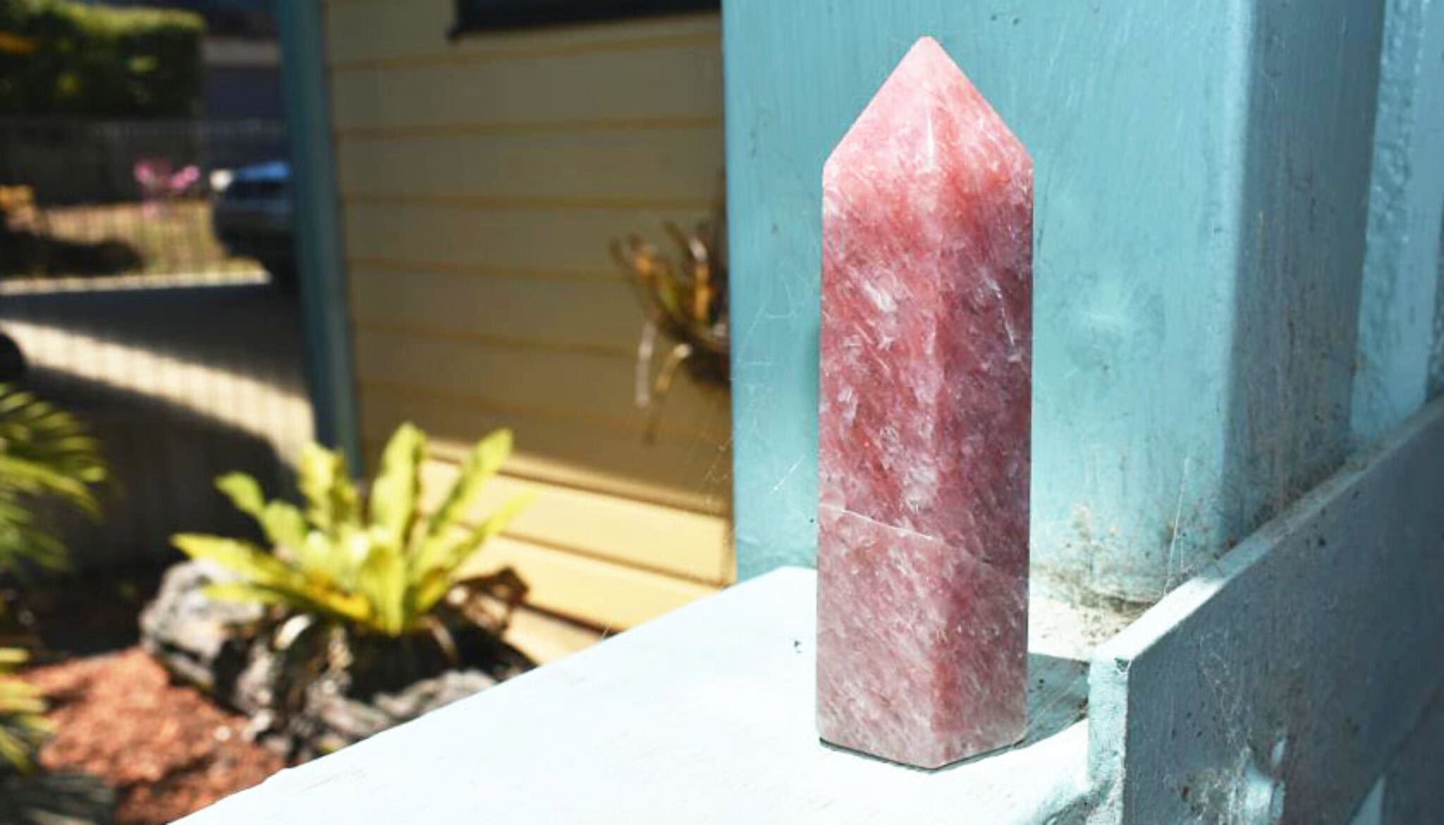 Strawberry Quartz Meaning Properties Benefits Uses - Aurora Gems The ...