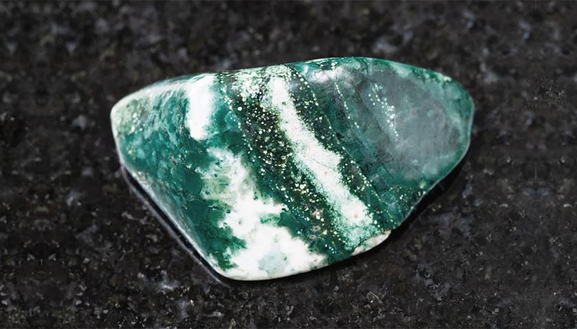 Chlorite Quartz Meaning Properties Benefits Uses - Aurora Gems The ...