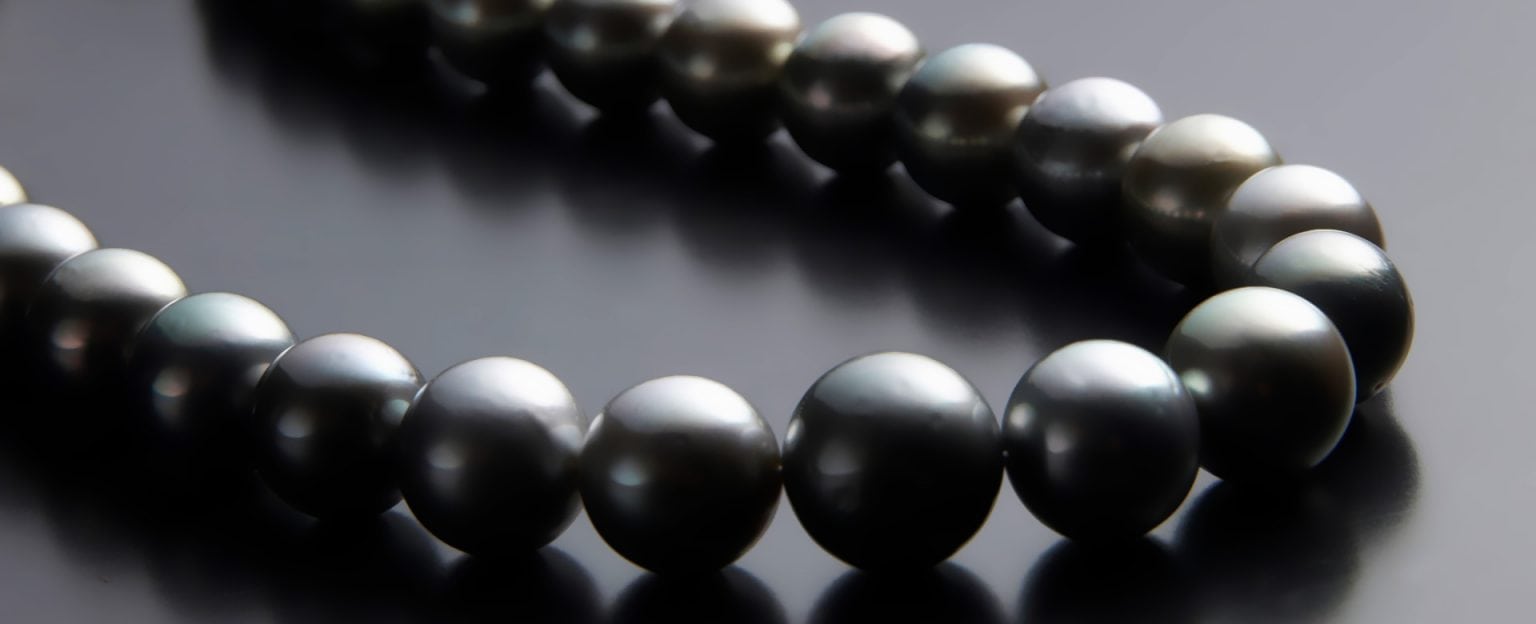 Black Agate Meaning Properties Benefits Uses - Aurora Gems The Crystal ...