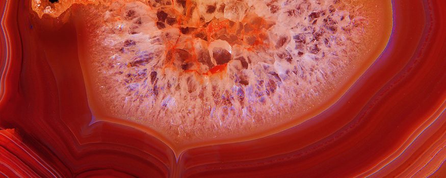 Red Agate Meaning Properties Benefits Uses - Aurora Gems The Crystal ...