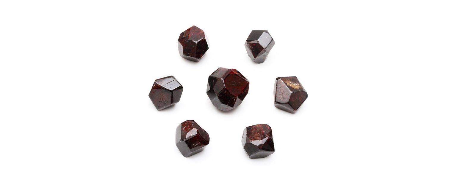 Almandine Garnet Meaning Properties Benefits Uses - Aurora Gems The ...