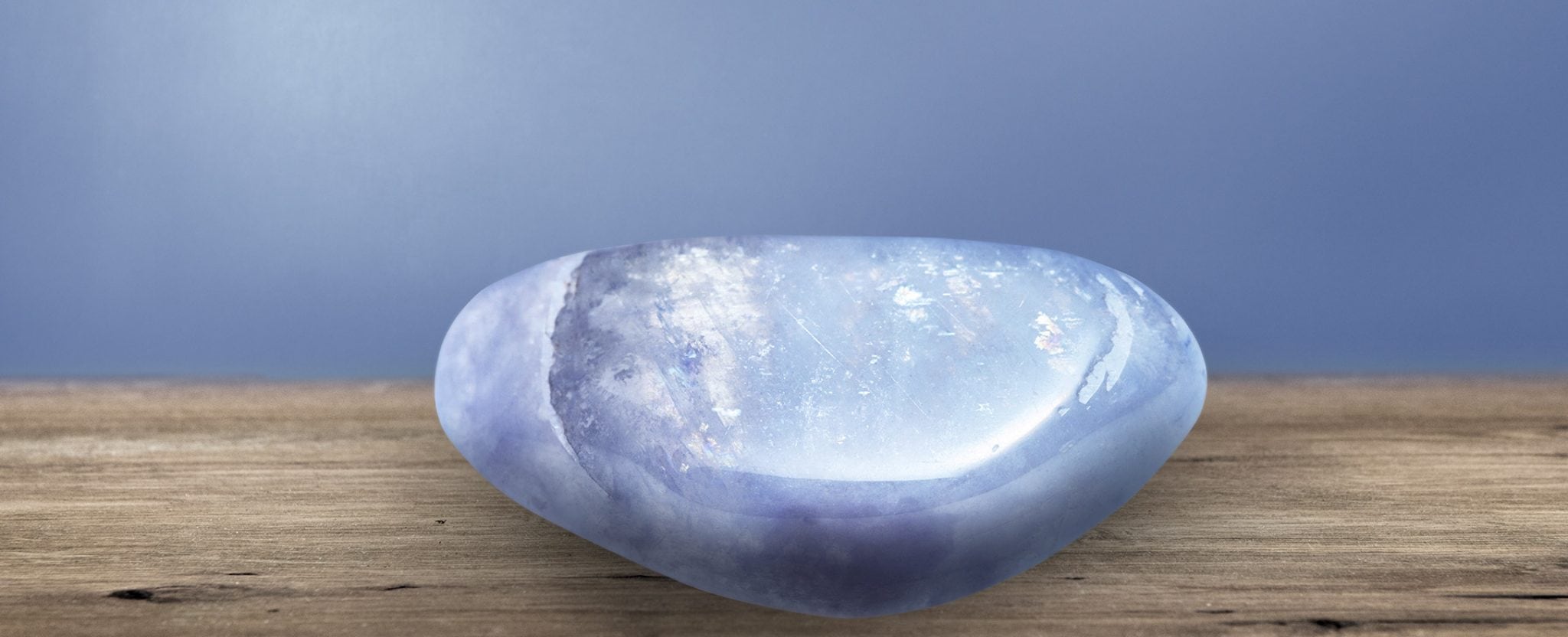 Blue Moonstone Meaning Properties Benefits Uses - Aurora Gems The ...