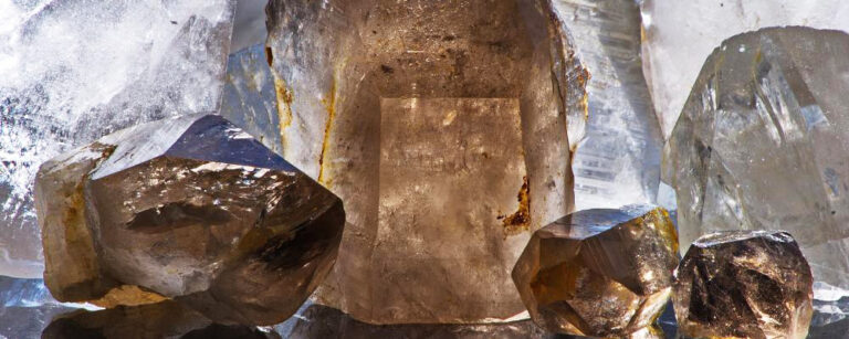 Brown Quartz Meaning Properties Benefits Uses - Aurora Gems The Crystal ...