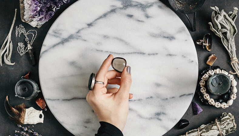 Snow Quartz Meaning Properties Benefits Uses - Aurora Gems The Crystal ...