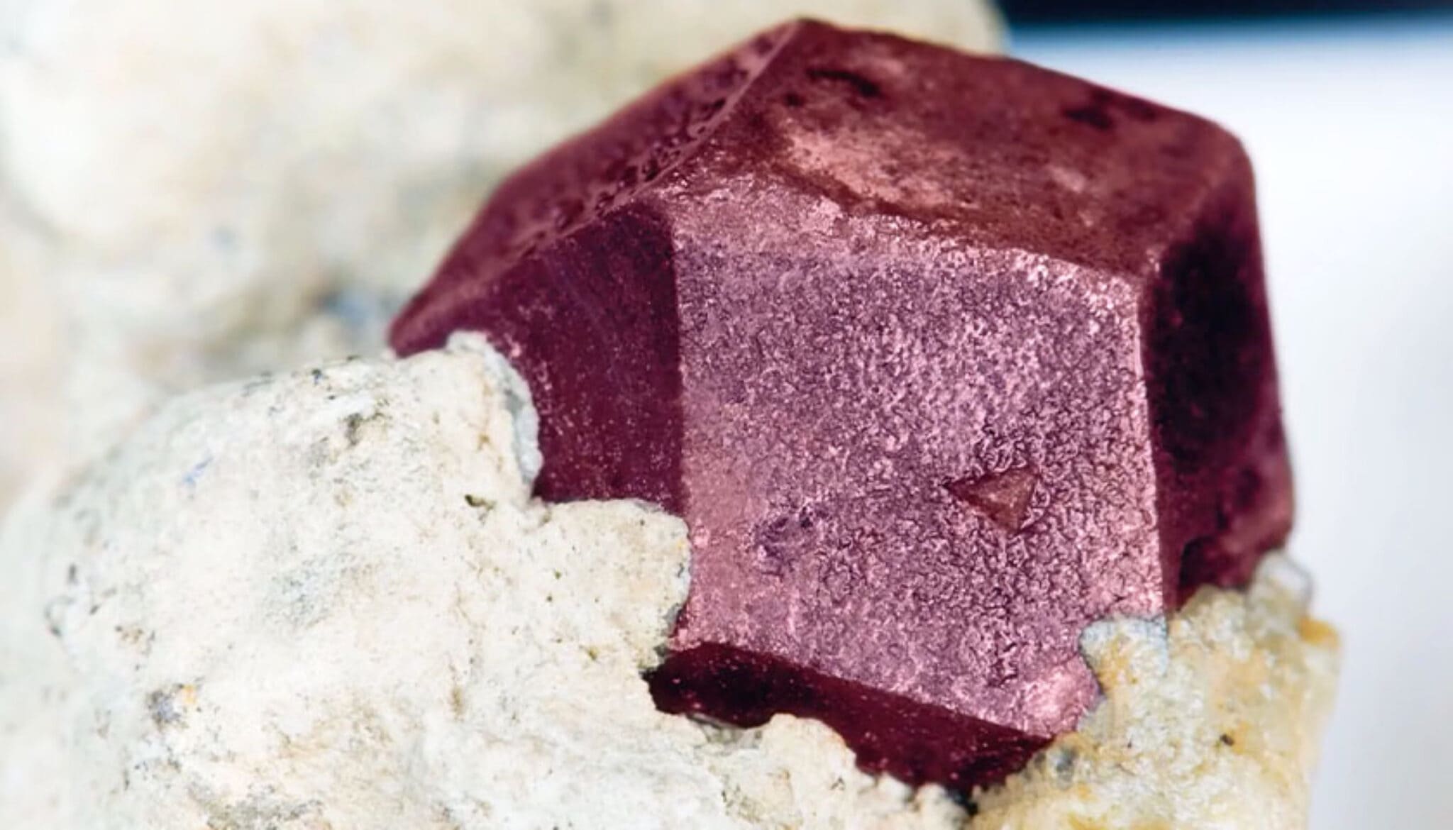 Almandine Garnet Meaning Properties Benefits Uses - Aurora Gems The ...