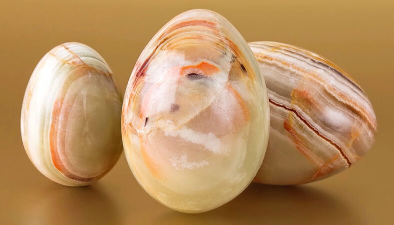 Banded Onyx Meaning Properties Benefits Uses - Aurora Gems The Crystal ...