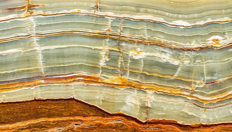 Banded Onyx Meaning Properties Benefits Uses - Aurora Gems The Crystal ...