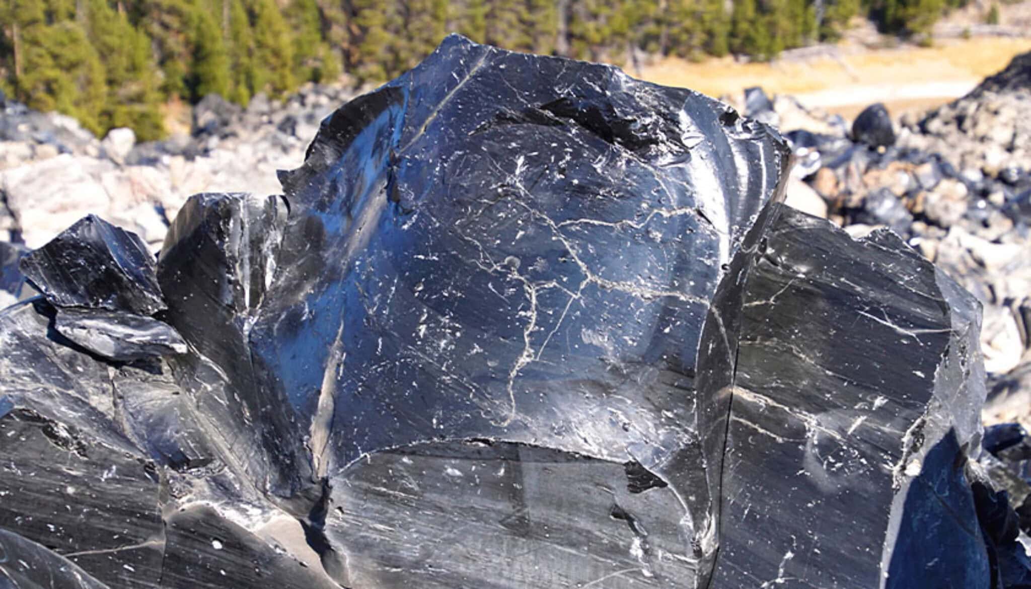 Black Obsidian Meaning Properties Benefits Uses - Aurora Gems The ...
