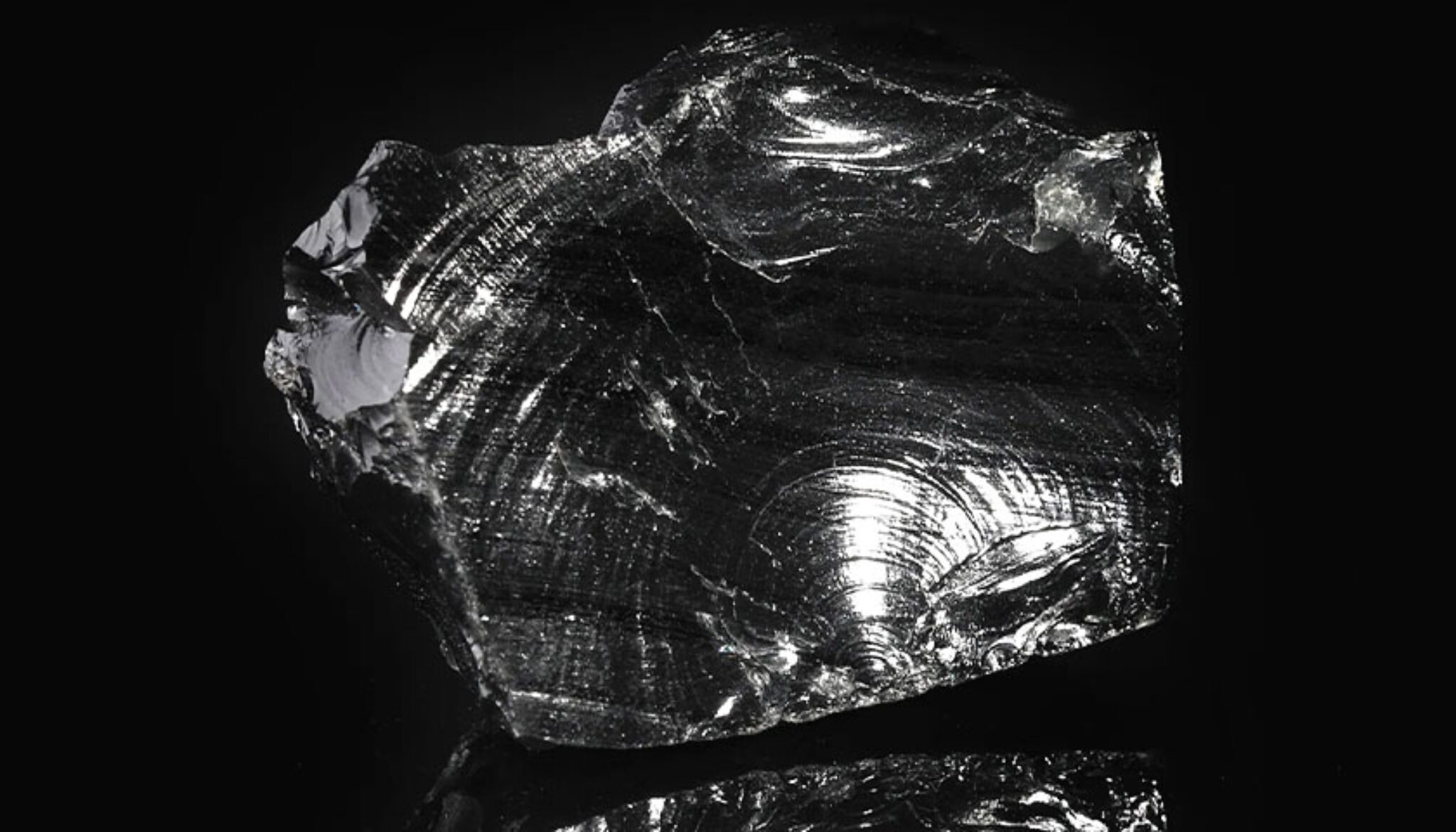 Black Obsidian Meaning Properties Benefits Uses - Aurora Gems The ...