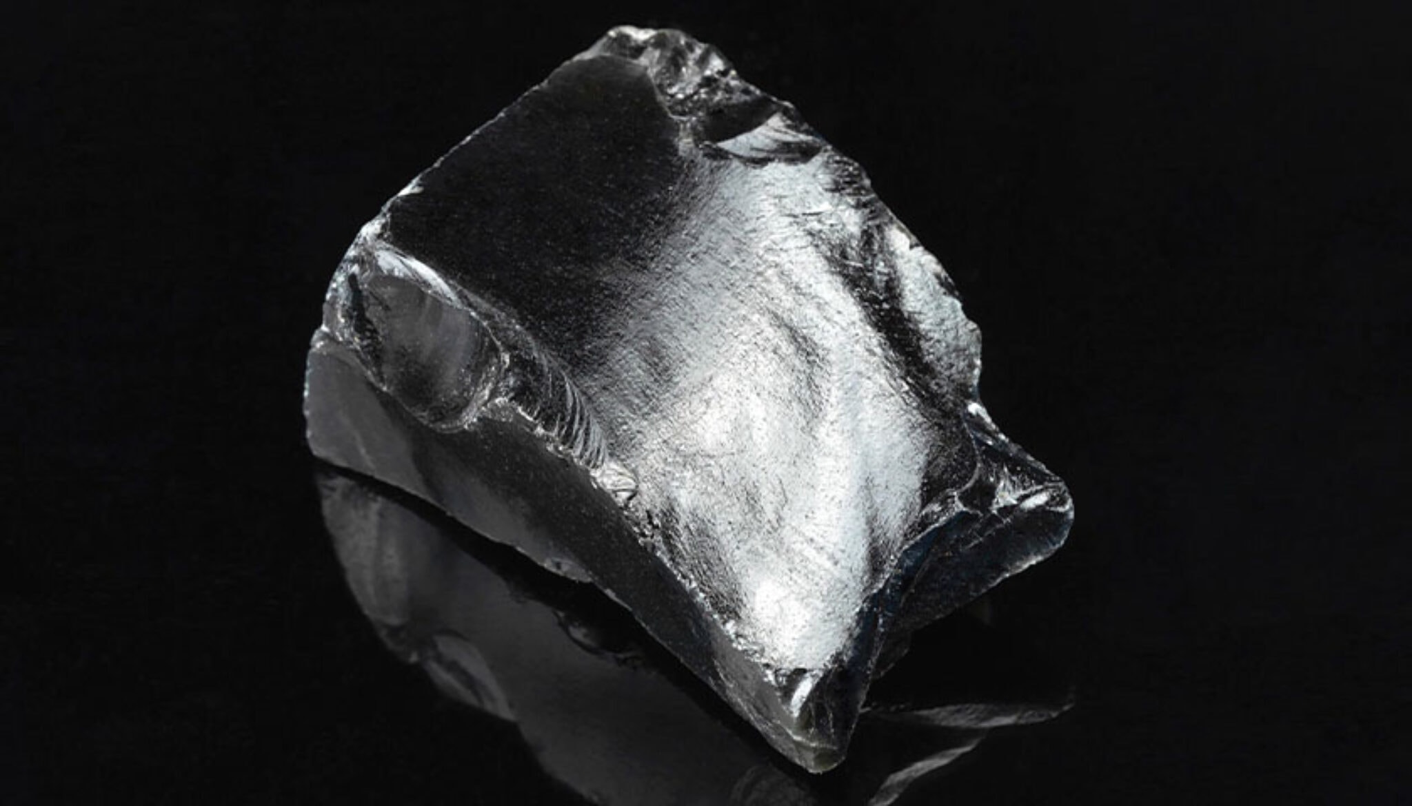 Black Obsidian Meaning Properties Benefits Uses - Aurora Gems The ...