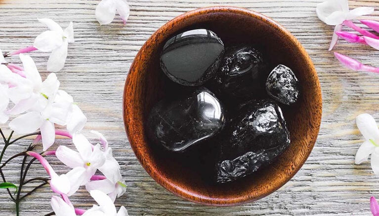 Obsidian Meaning Properties Benefits Uses - Aurora Gems The Crystal ...