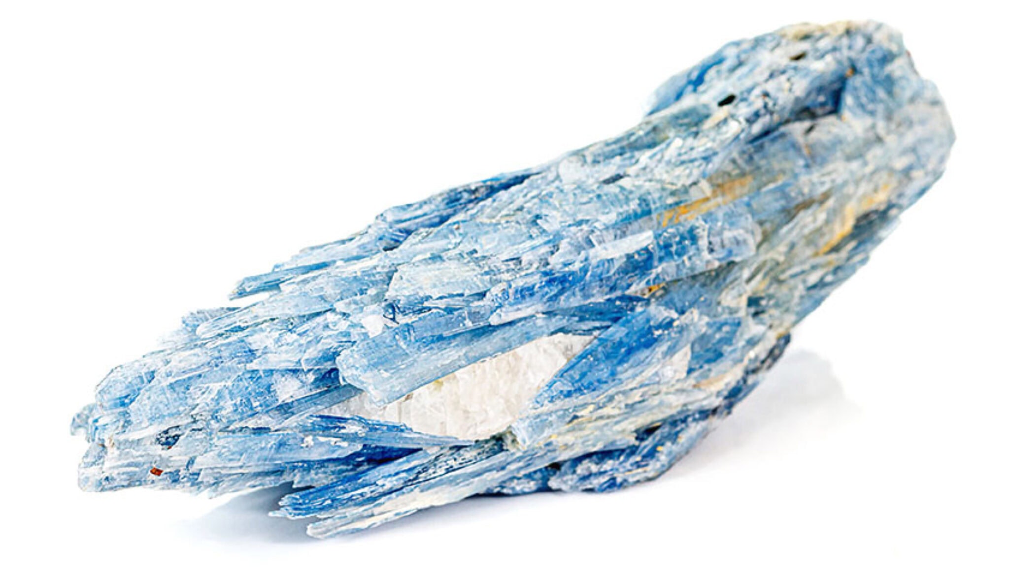 Blue Kyanite Meaning Properties Benefits Uses - Aurora Gems The Crystal ...