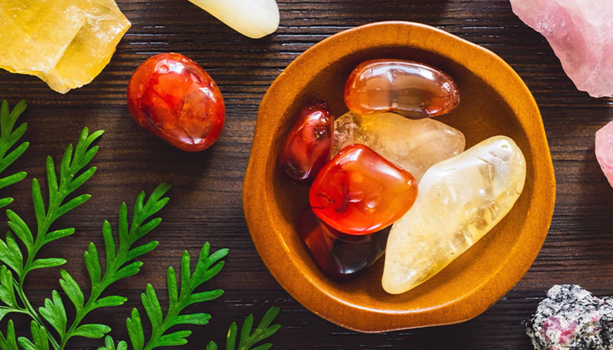 Red Quartz Meaning Properties Benefits Uses - Aurora Gems The Crystal ...