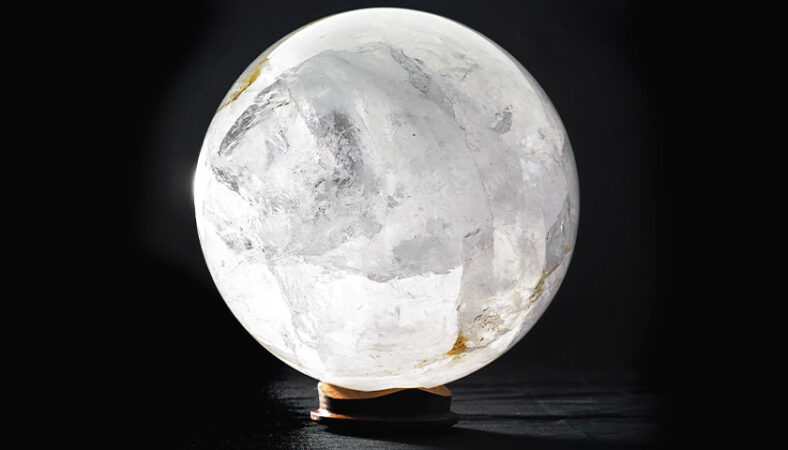 Clear Quartz Meaning Properties Benefits Uses - Aurora Gems The Crystal ...