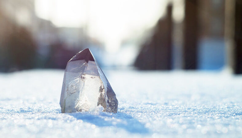 Snow Quartz Meaning Properties Benefits Uses - Aurora Gems The Crystal ...