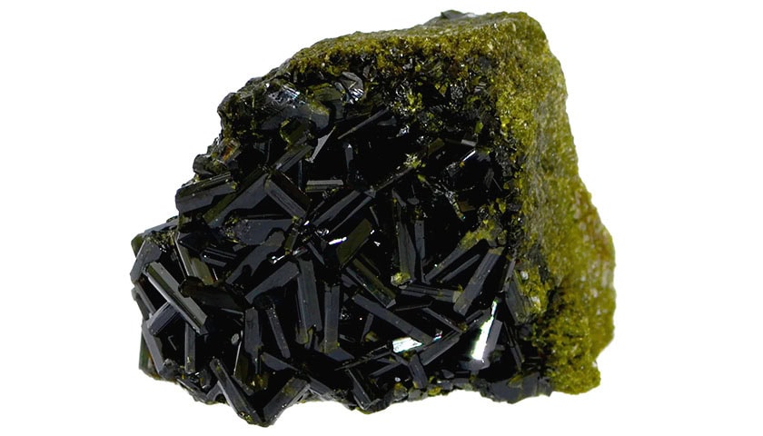 Epidote Meaning Properties Benefits Uses - Aurora Gems The Crystal ...