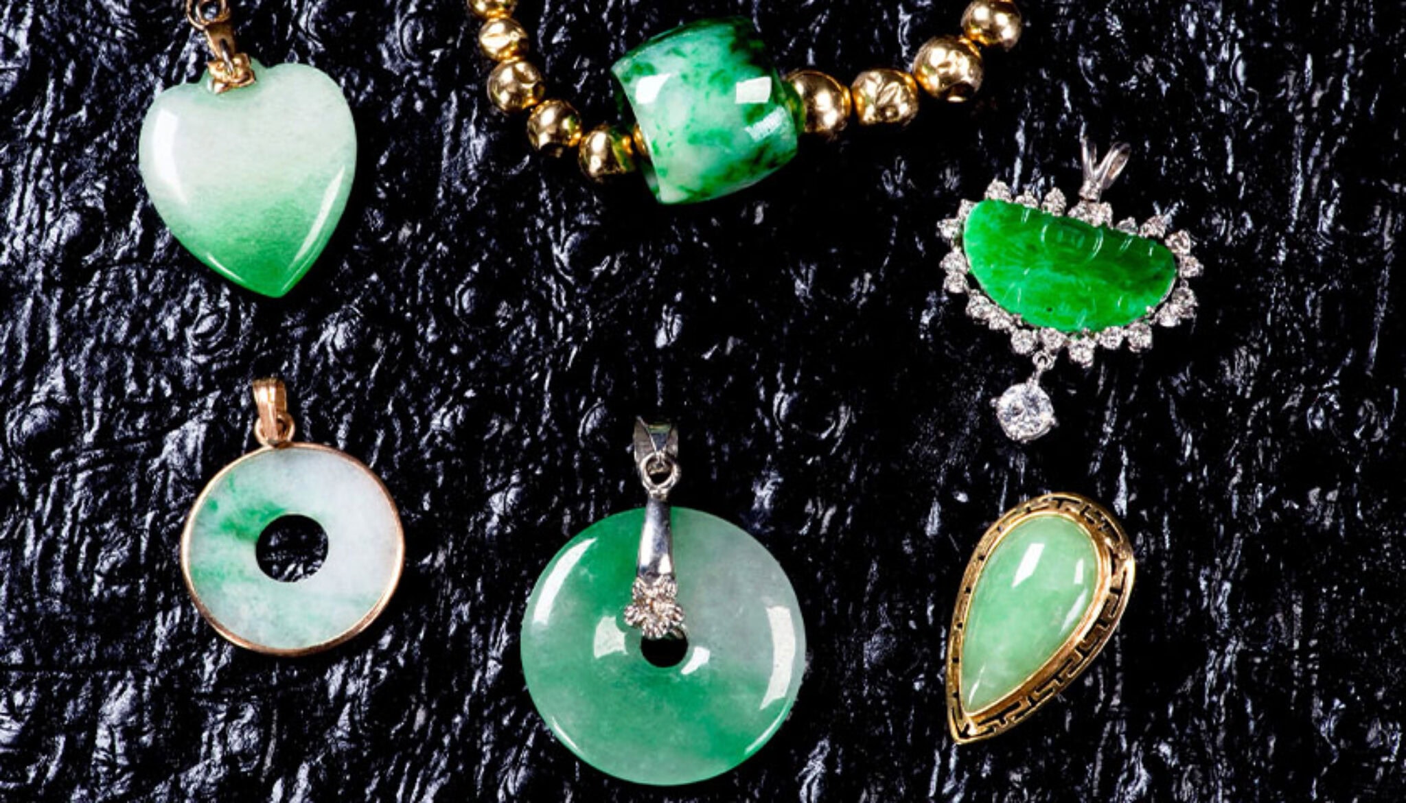 Green Jade Meaning Properties Benefits Uses - Aurora Gems The Crystal ...