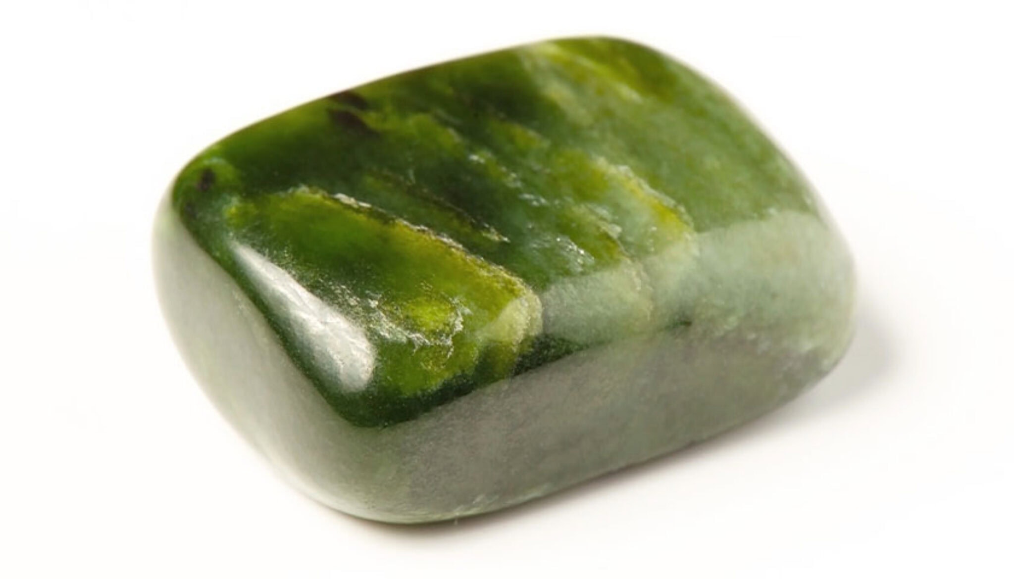 Green Jade Meaning Properties Benefits Uses - Aurora Gems The Crystal ...