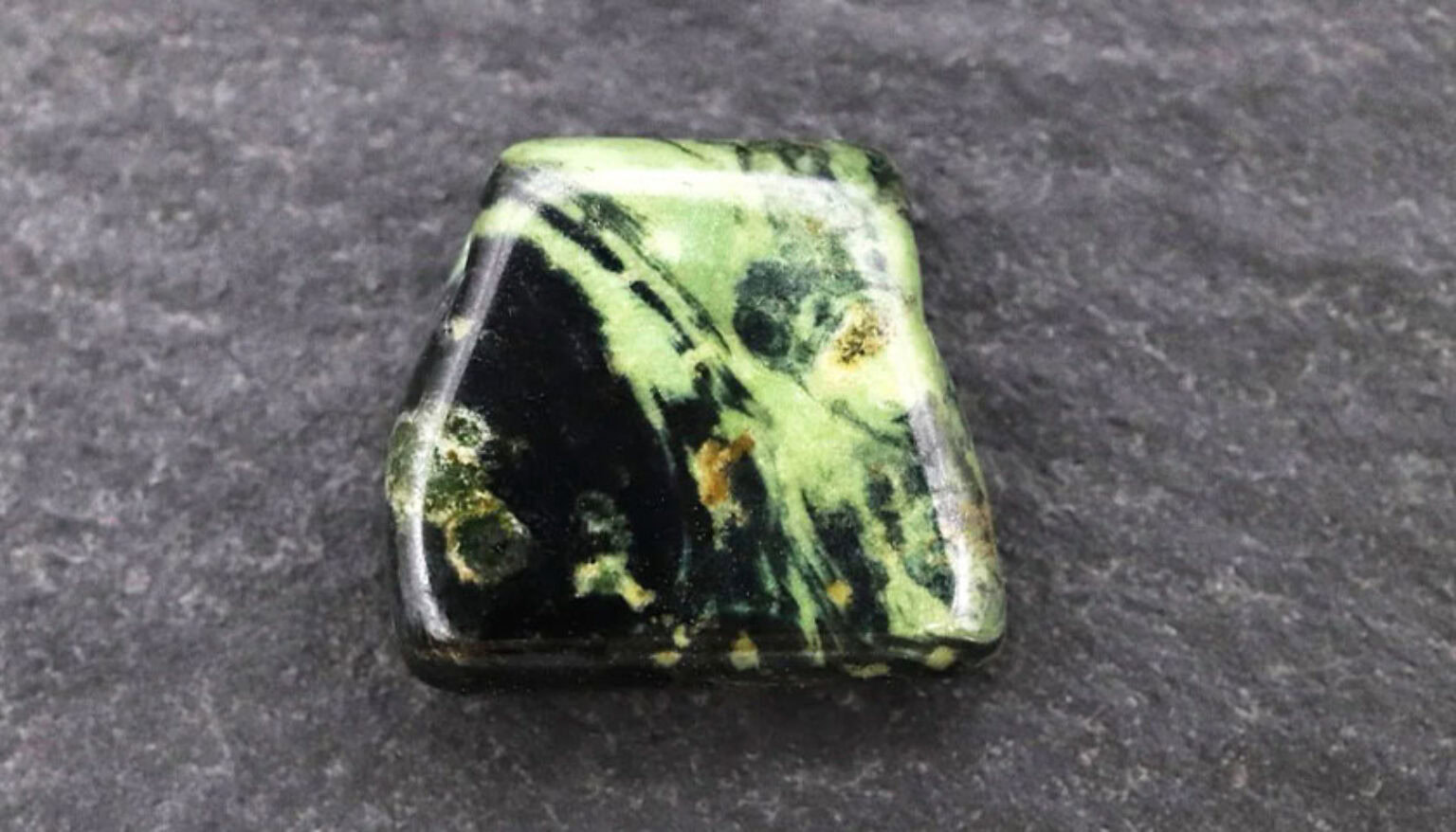 Kambaba Jasper Meaning Properties Benefits Uses - Aurora Gems The ...