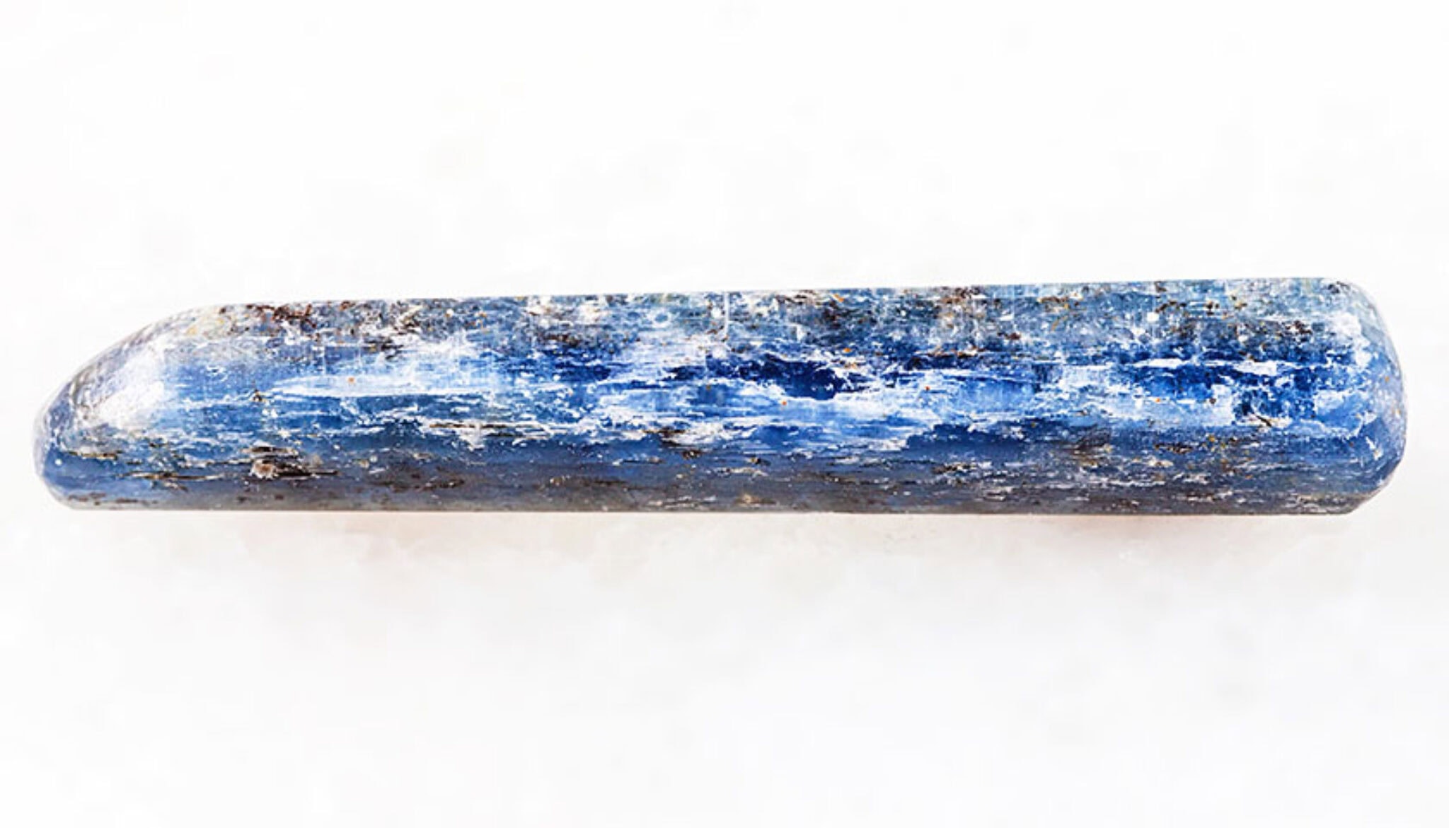 Blue Kyanite Meaning Properties Benefits Uses - Aurora Gems The Crystal ...