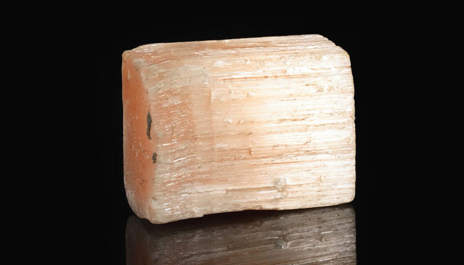 Selenite Meaning Properties Benefits Uses - Aurora Gems The Crystal ...
