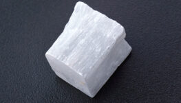 Selenite Meaning Properties Benefits Uses - Aurora Gems The Crystal ...