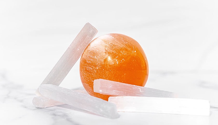 Selenite Meaning Properties Benefits Uses - Aurora Gems The Crystal ...