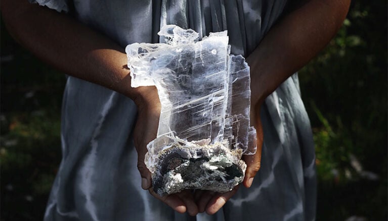 Selenite Meaning Properties Benefits Uses - Aurora Gems The Crystal ...