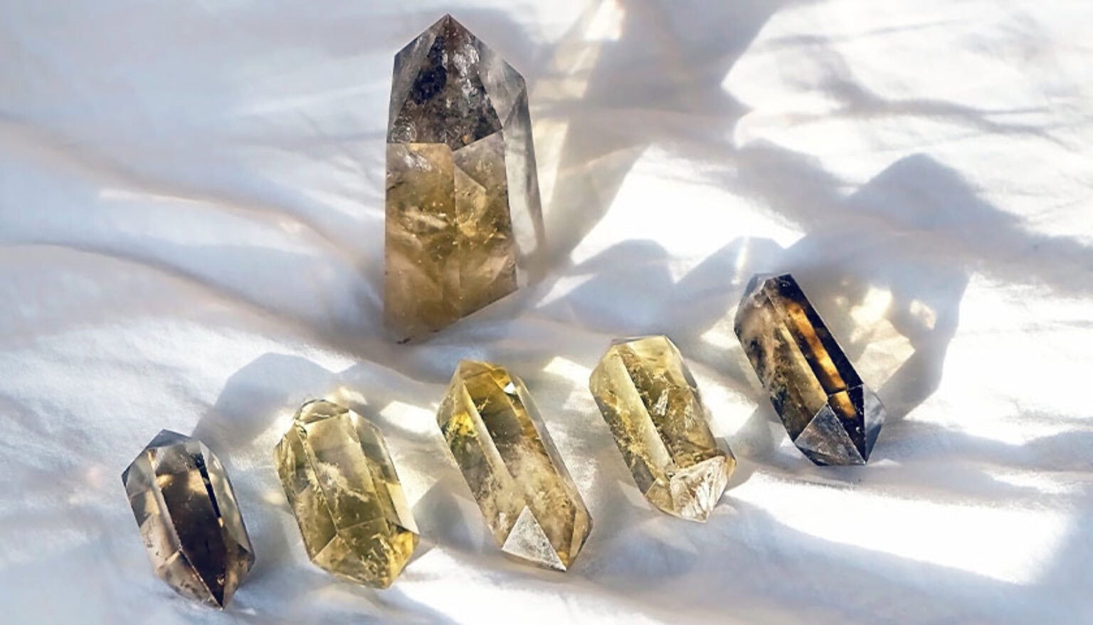 Aura Quartz Meaning Properties Benefits Uses - Aurora Gems The Crystal ...