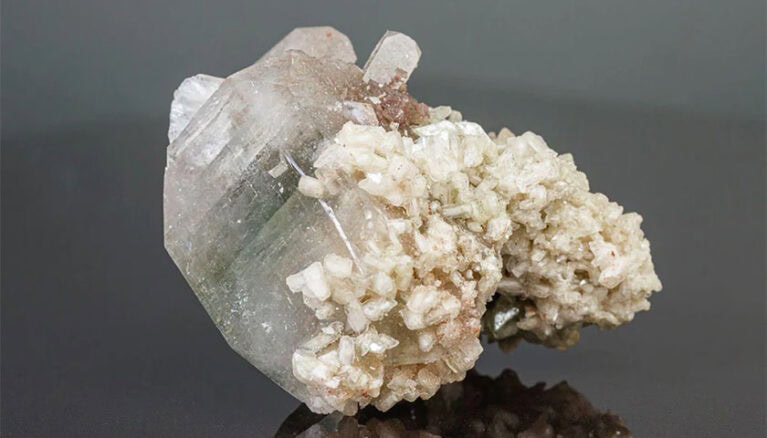 Apophyllite Meaning Properties Benefits Uses - Aurora Gems The Crystal ...