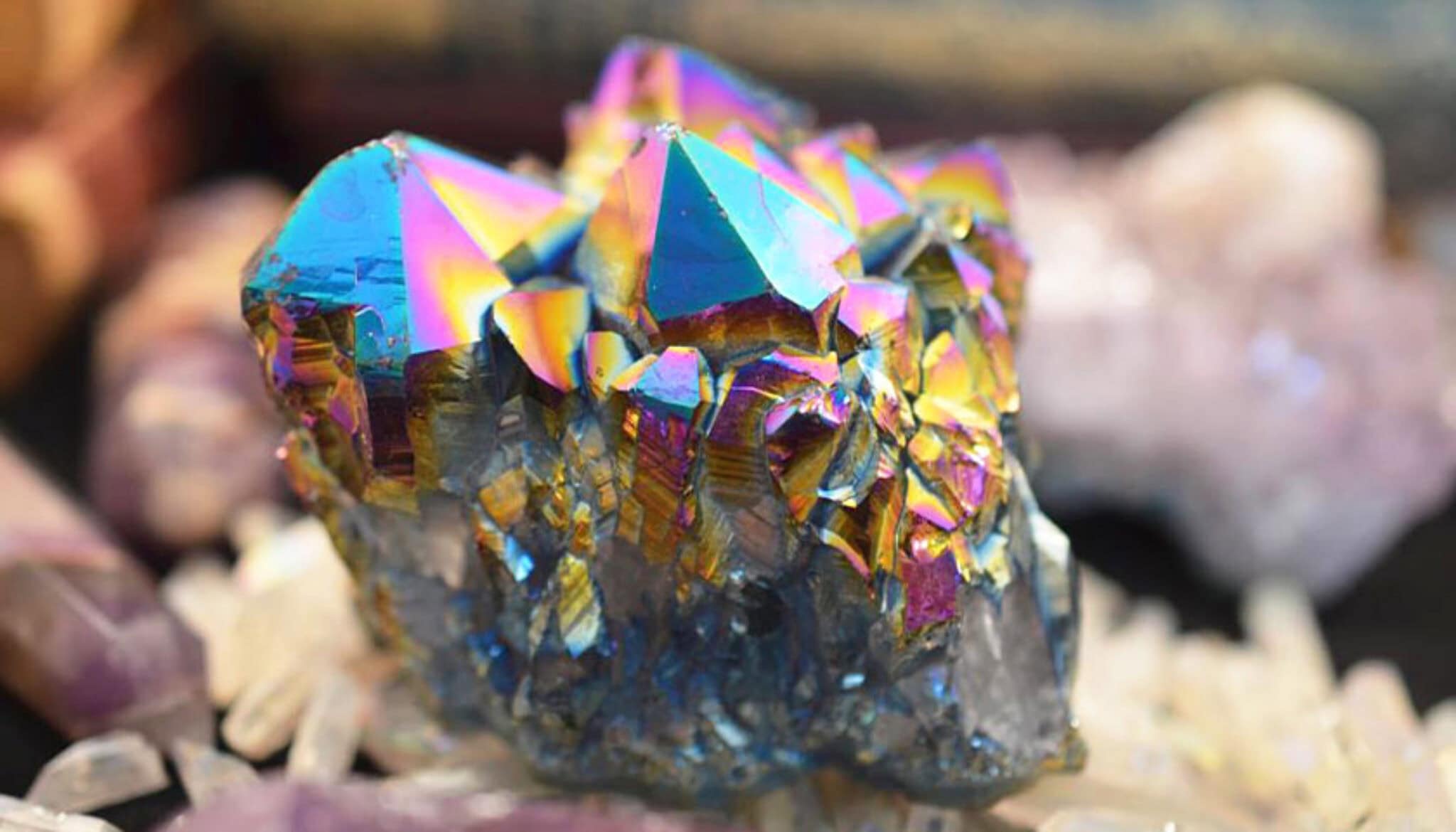 Aura Quartz Meaning Properties Benefits Uses - Aurora Gems The Crystal ...