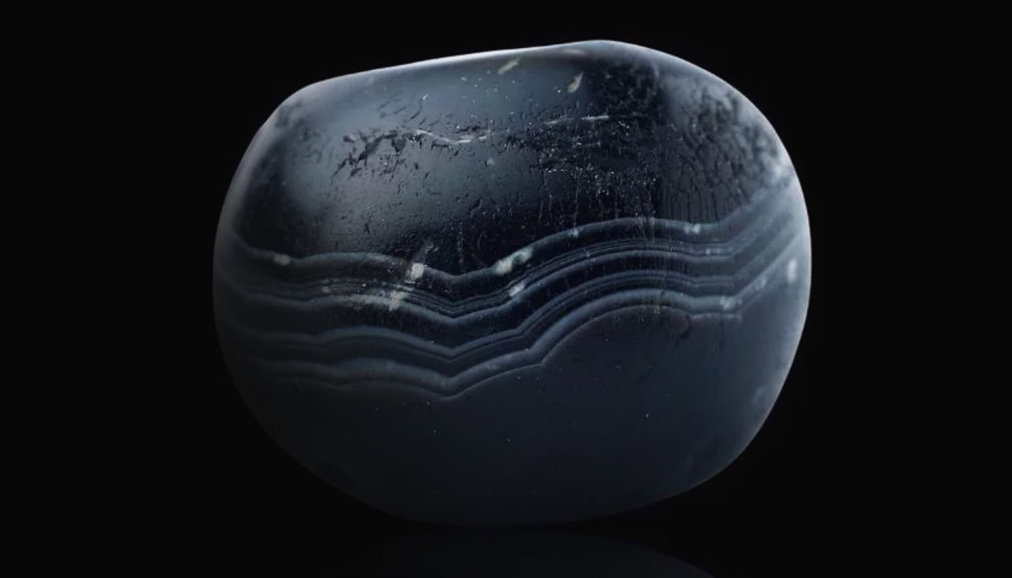Black Agate Meaning Properties Benefits Uses - Aurora Gems The Crystal ...