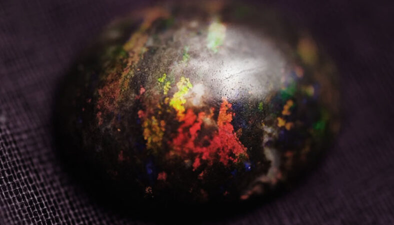 Black Opal Meaning Properties Benefits Uses - Aurora Gems The Crystal ...
