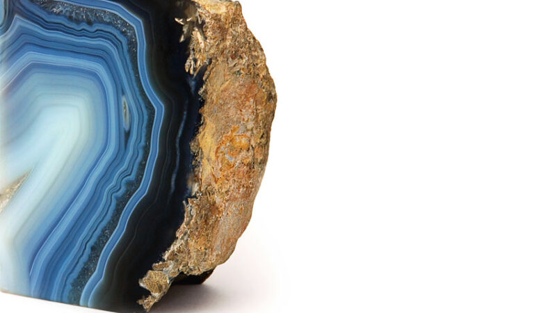 Blue Agate Meaning Properties Benefits Uses - Aurora Gems The Crystal ...